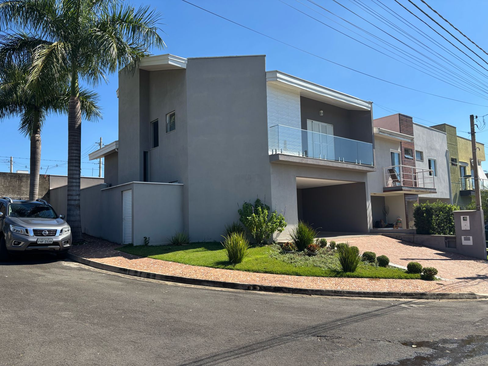 🏡 Sobrado de Esquina com Vista para a Mata no Condomínio Santa Mônica ...